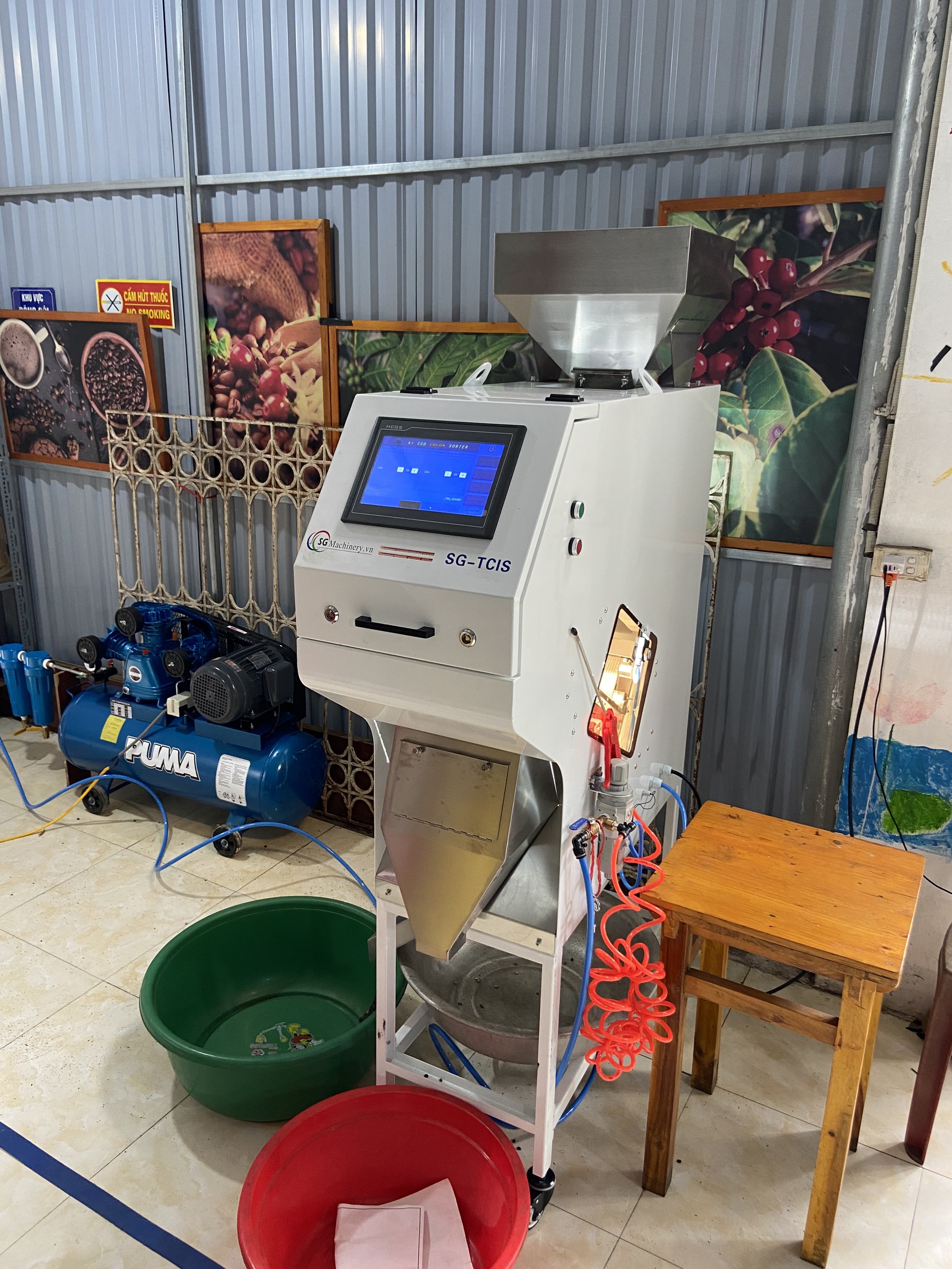 Bàn giao máy bắn màu Mini SG-TC1S cho cà phê tại Hà Nội - Máy bắn màu SG